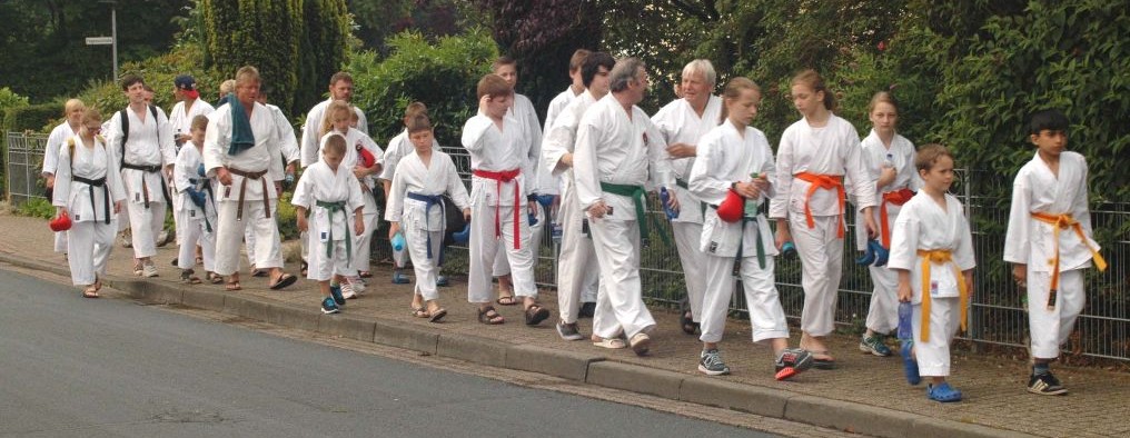 SAV-Trainingslager Lastrup – eine Pilgerfahrt ganz in Weiß | Bremer ...